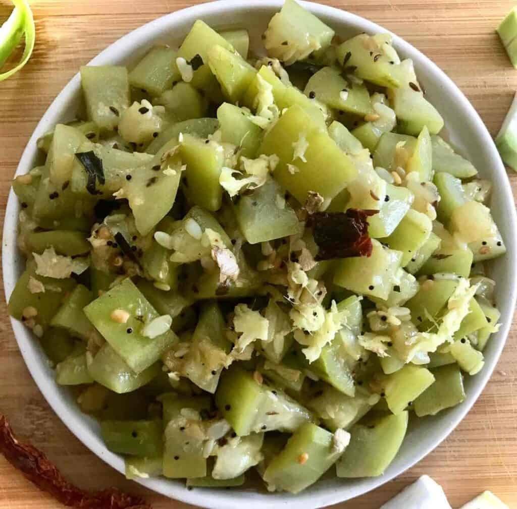 Mild and Comforting Bottle Gourd Recipe - MyGoodFoodWorld