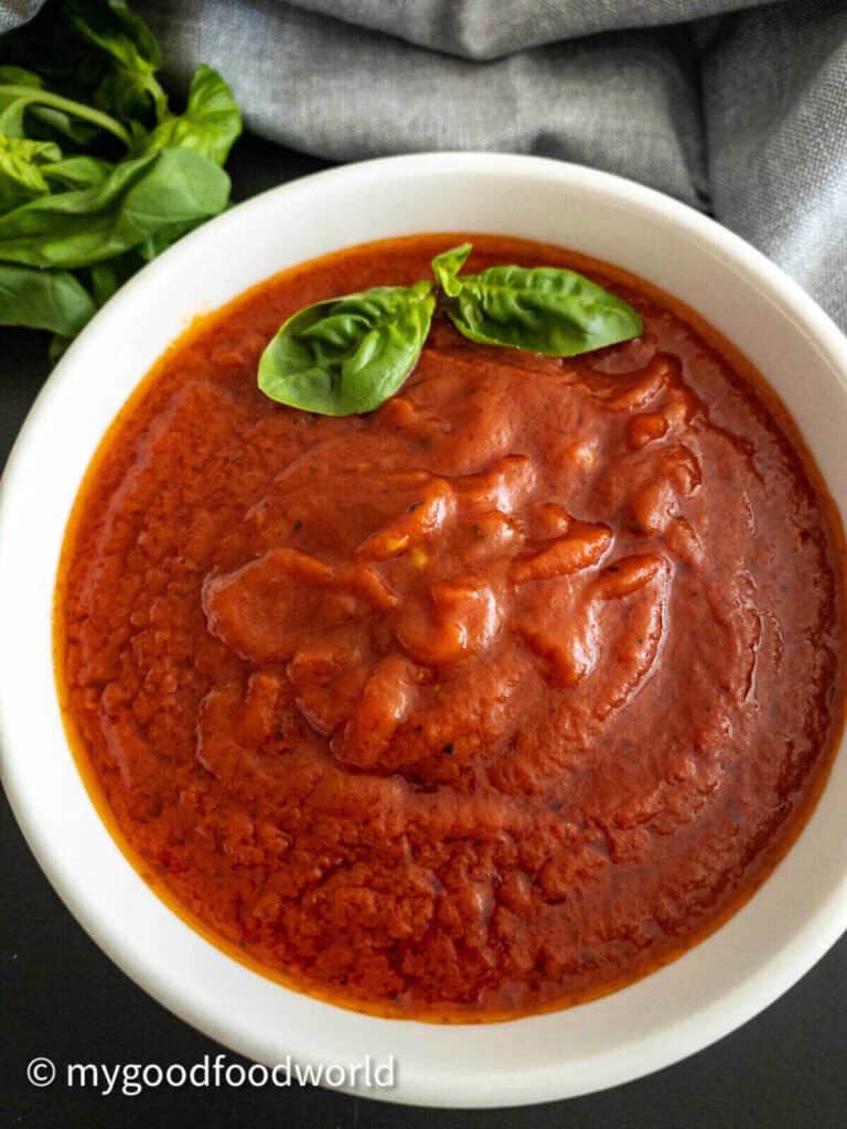 Hearty Marinara Sauce With Passata: 20-minute Recipe