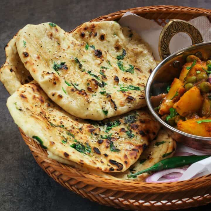 Roti vs Naan: The difference between these breads