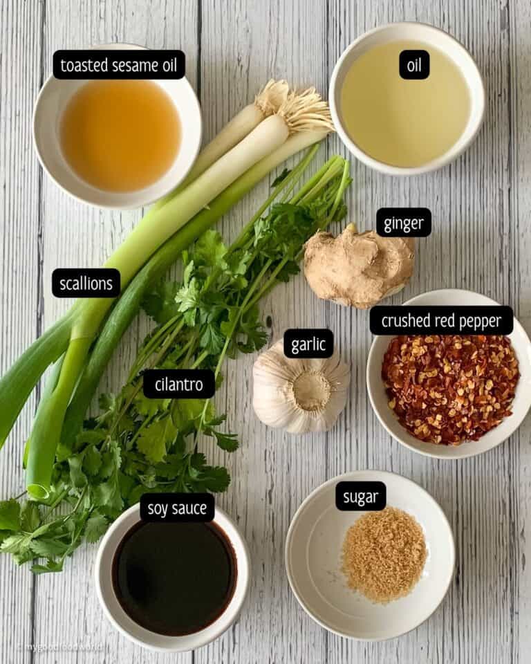 Homemade Garlic Chili Oil Recipe (For Every Dish!)